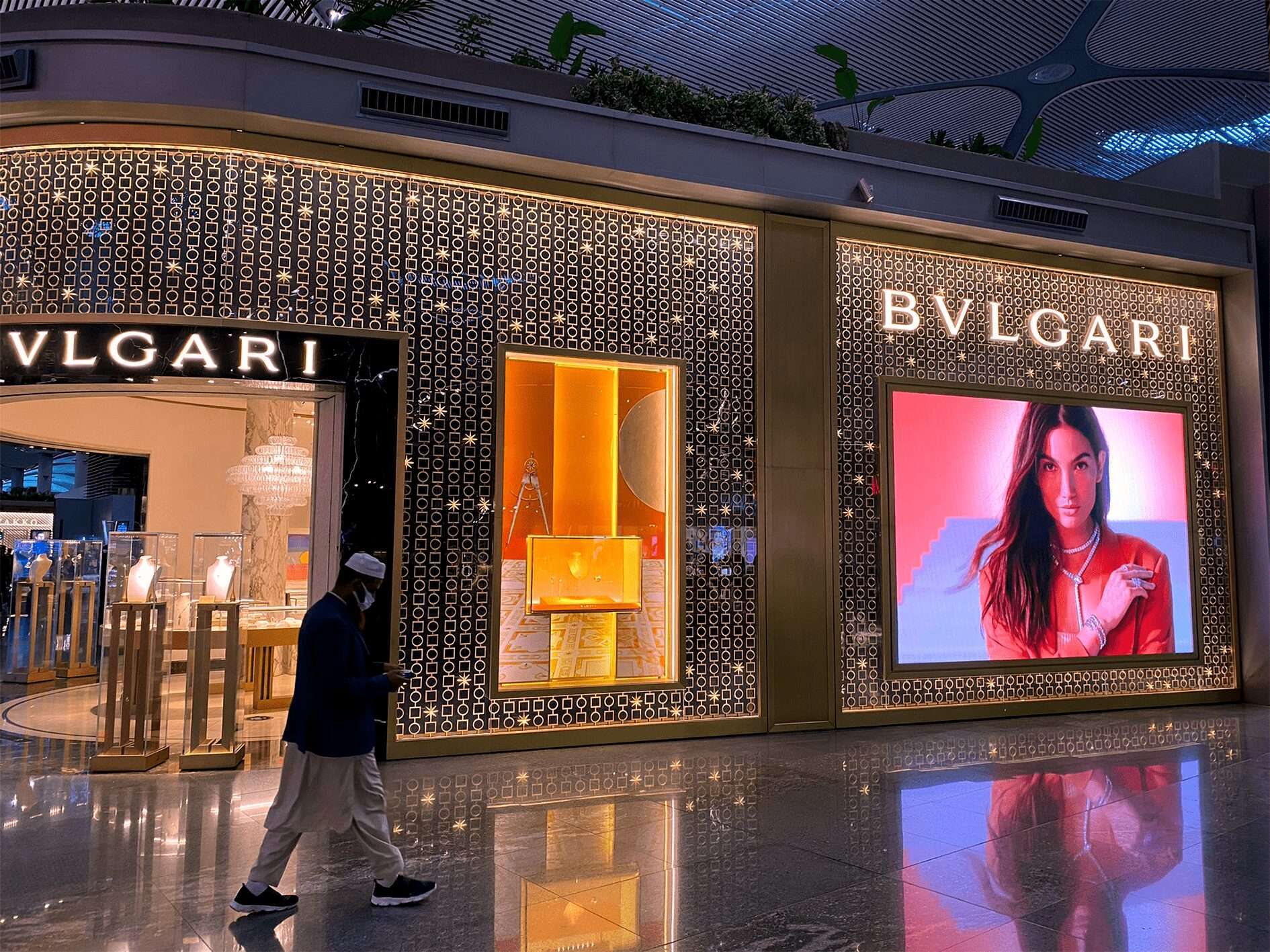 Bulgari Airport Luxury - easescreen