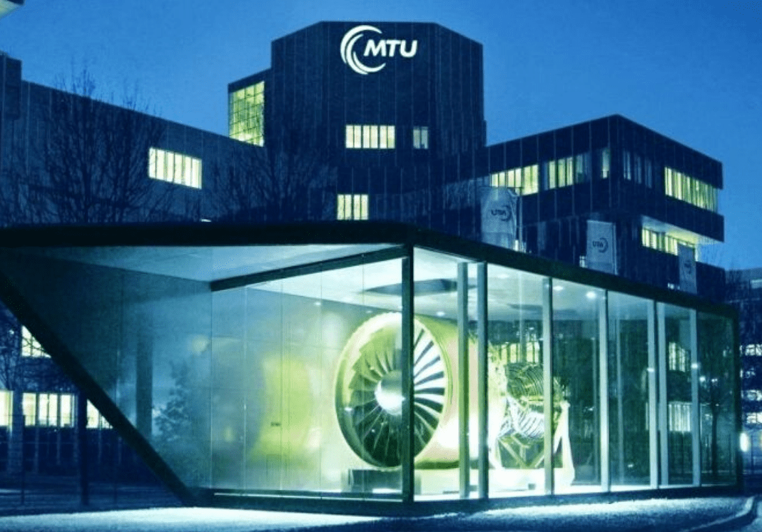 MTU Aero Engines - easescreen Green Signage