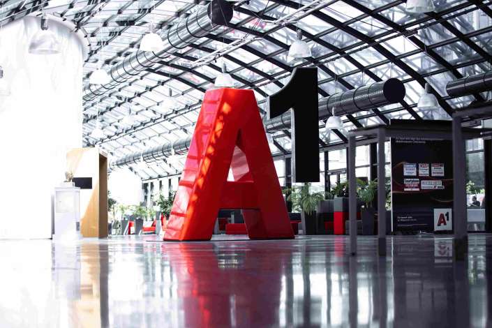 A1 Headquarter - easescreen