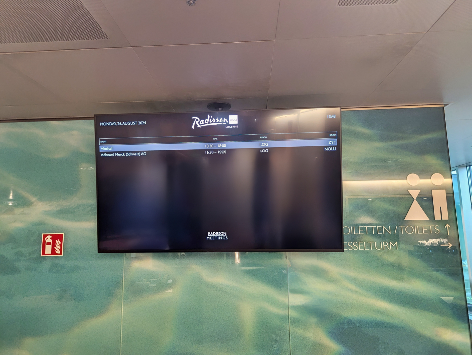 Radisson Blu - easescreen
